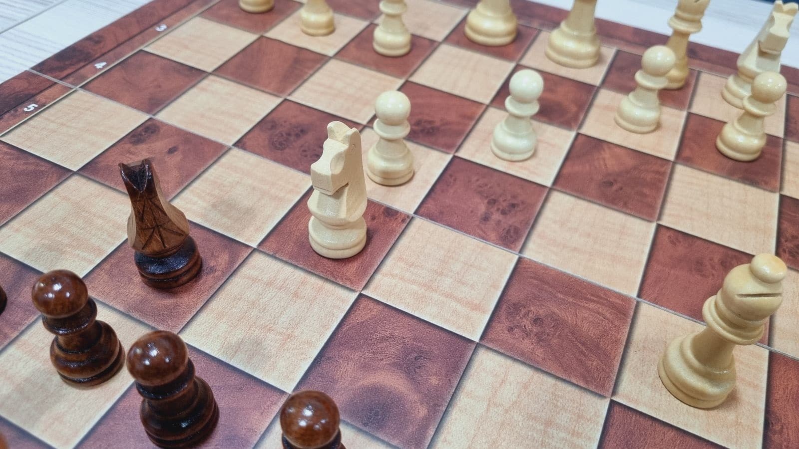 What Is The Mortimer Trap In Chess? - Chess Game Strategies