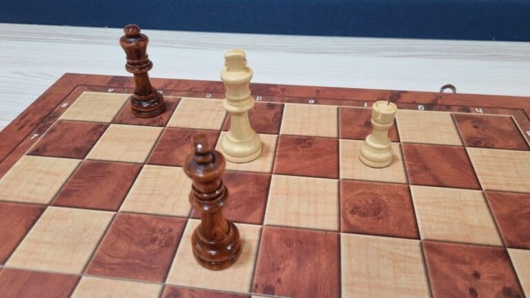 Queen vs. Rook In Chess - Chess Game Strategies